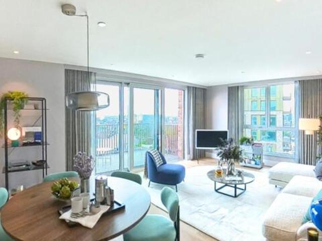 3 Bedroom Shared Living/roommate Londres Greater London 99773657