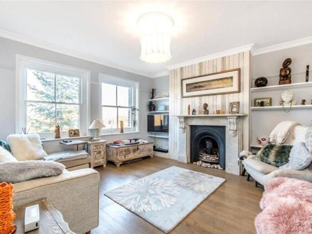 3 Bedroom Shared Living/roommate Londres Greater London 99237295