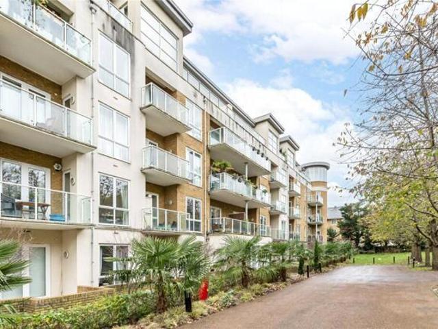 3 Bedroom Shared Living/roommate Londres Greater London 99277821