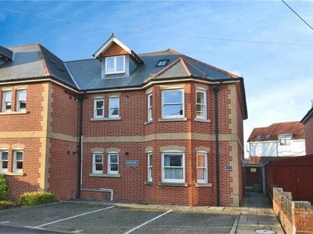 3 Bedroom Shared Living/roommate Romsey Hampshire 100540908