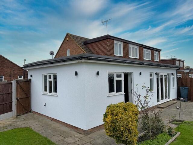 3 Bedroom Shared Living/roommate Stanford Thurrock 99345126