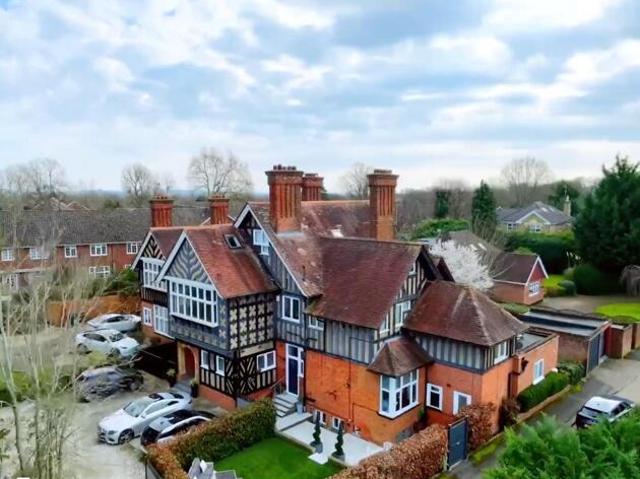 3 Bedroom Shared Living/roommate Stanmore Greater London LS100881359