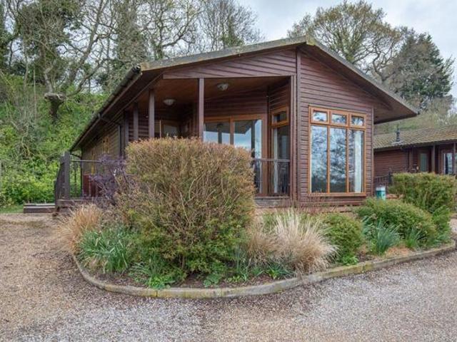 3 Bedroom Shared Living/roommate Suffolk Suffolk 101996090