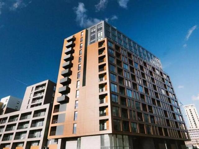 3 Bedroom Shared Living/roommate Salford Salford 100917518