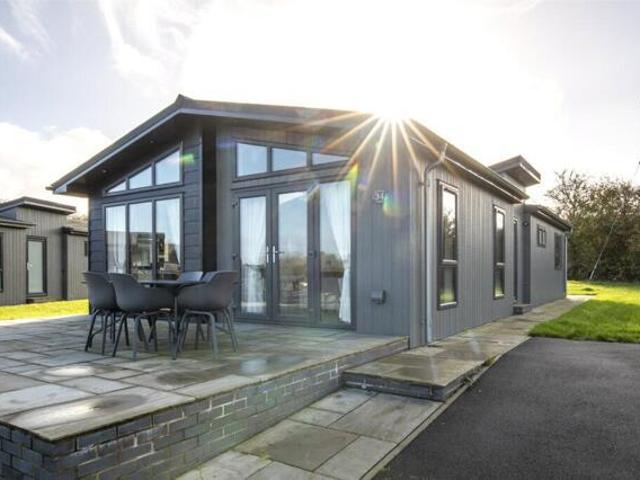 3 Bedroom Shared Living/roommate Tenby Pembrokeshire 98801122