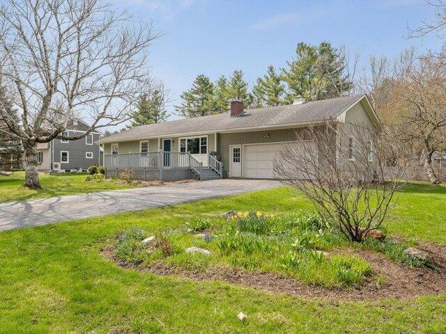 3 bedroom, Shelburne VT 05482 102708006