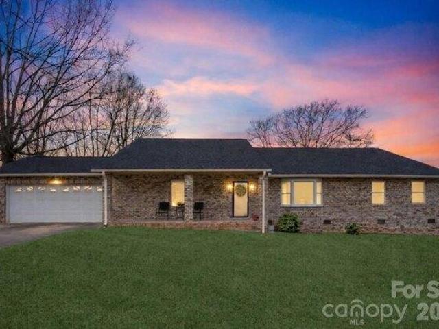 3 bedroom, Shelby NC 28152 104908220