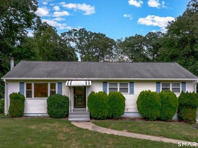 3 bedroom, Shelton CT 06484 104808170