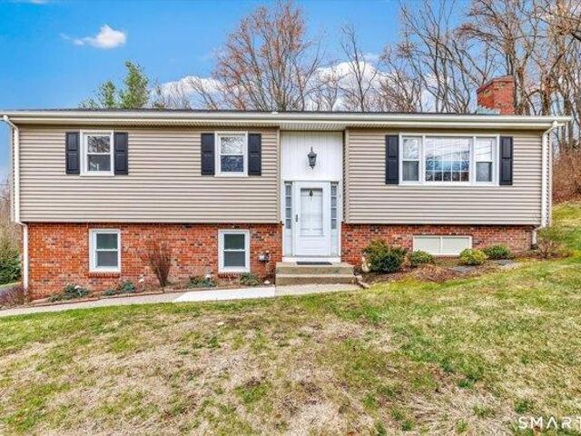3 bedroom, Shelton CT 06484 LS101705541