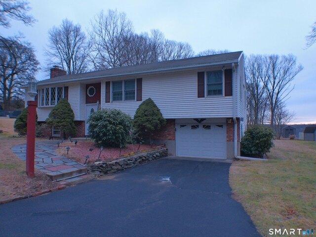 3 bedroom, Shelton CT 06484 LS101999270