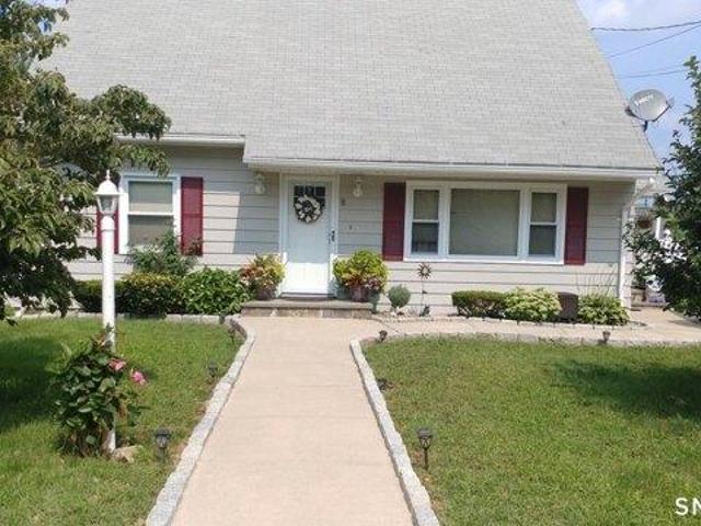 3 bedroom, Shelton CT 06484 LS102826948