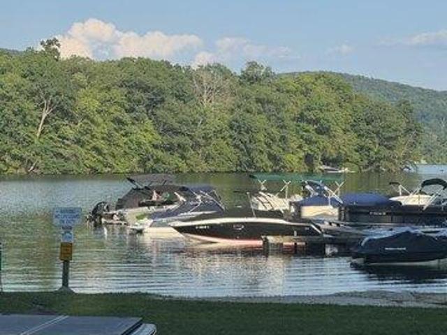 3 bedroom, Sherman CT 06784 104571171