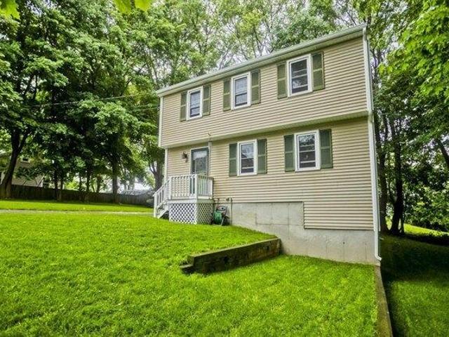 3 bedroom, Shirley MA 01464 105041499
