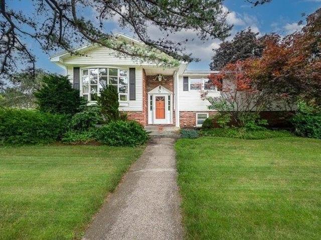 3 bedroom, Shrewsbury MA 01545 104852504