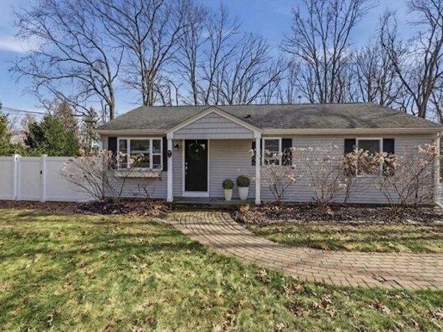3 bedroom, Shrewsbury MA 01545 LS103017817