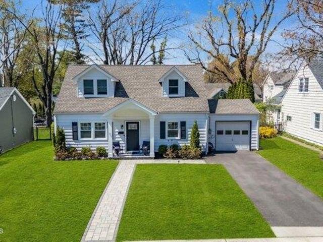 3 bedroom, Shrewsbury NJ 07702 102826894