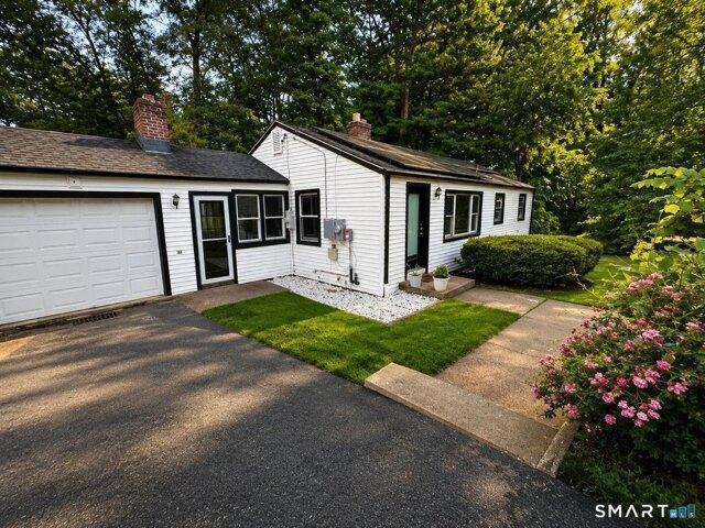 3 bedroom, Simsbury CT 06070 104834232