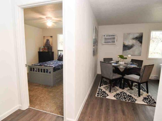 3 bedroom single story townhome for rent. 3 Bedroom Home for Rent at 1010 Washington St, Marshalltown, IA 50158