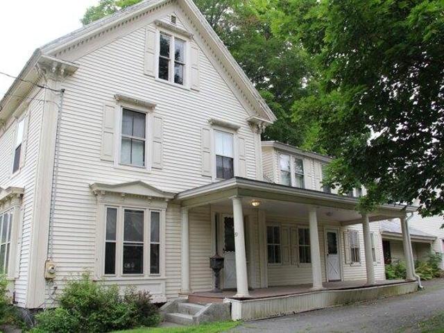 3 bedroom, Skowhegan ME 04976 LS92433895