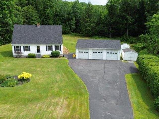 3 bedroom, Skowhegan ME 04976 LS92586641