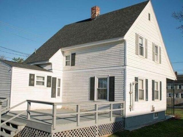 3 bedroom, Skowhegan ME 04976 102476829