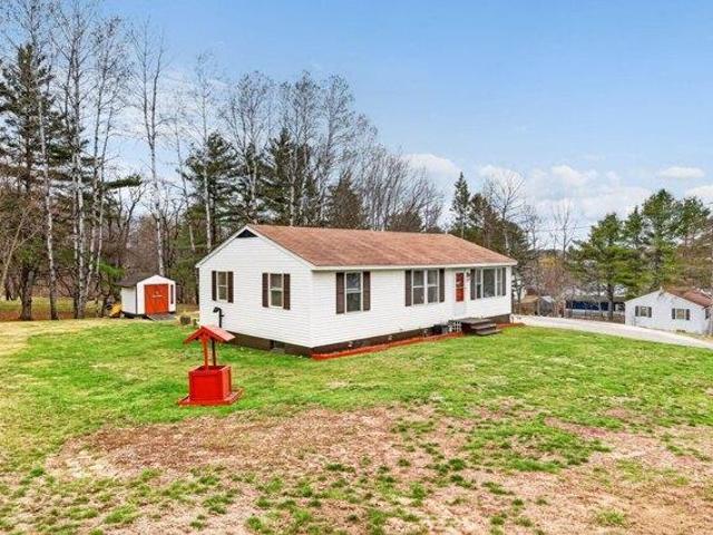 3 bedroom, Skowhegan ME 04976 103074752