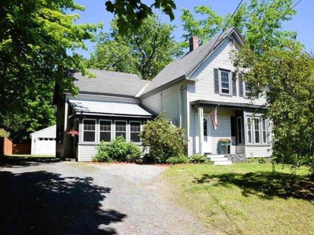 3 bedroom, Skowhegan ME 04976 105193289