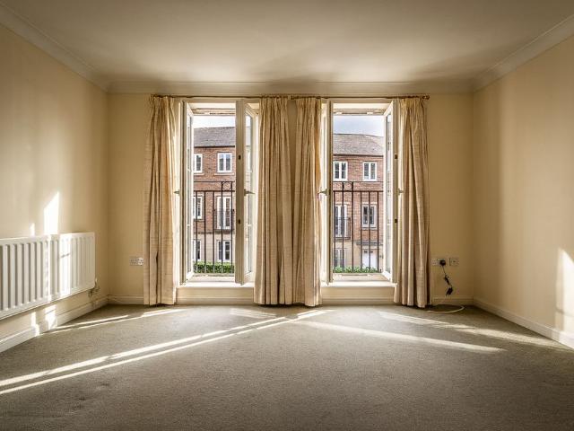 3 bedroom Spacious Three Bedroom House to rent