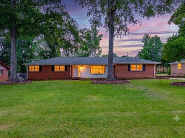 3 bedroom, Spartanburg SC 29301 104899725
