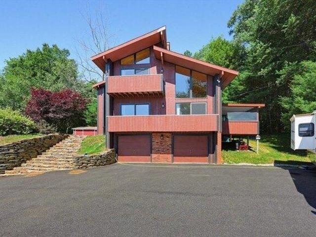 3 bedroom, Spencer MA 01562 104994838