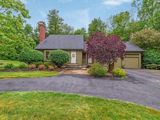 3 bedroom, Spencer MA 01562 104189342