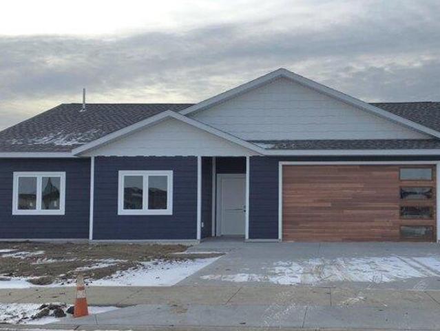 3 bedroom, Spirit Lake IA 51360 88764018