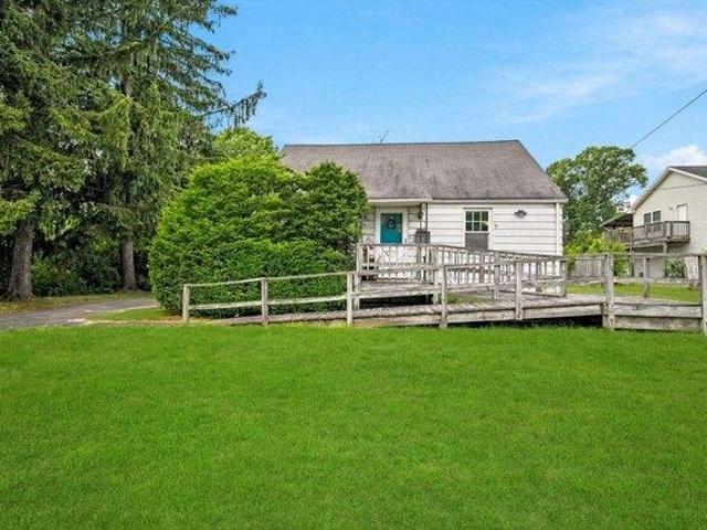 3 bedroom, Springfield MA 01104 104606148