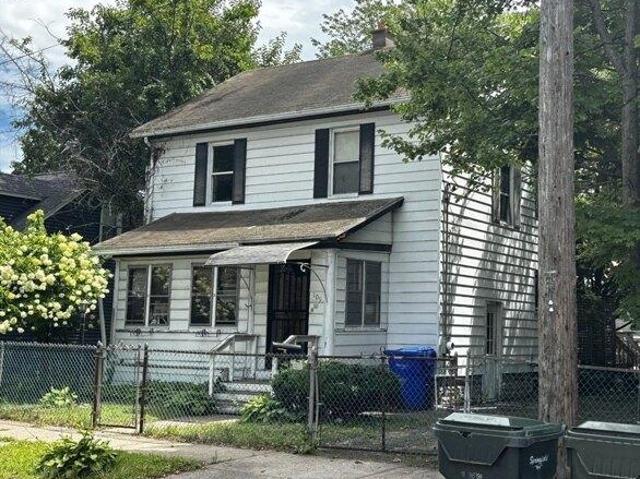 3 bedroom, Springfield MA 01104 105117223