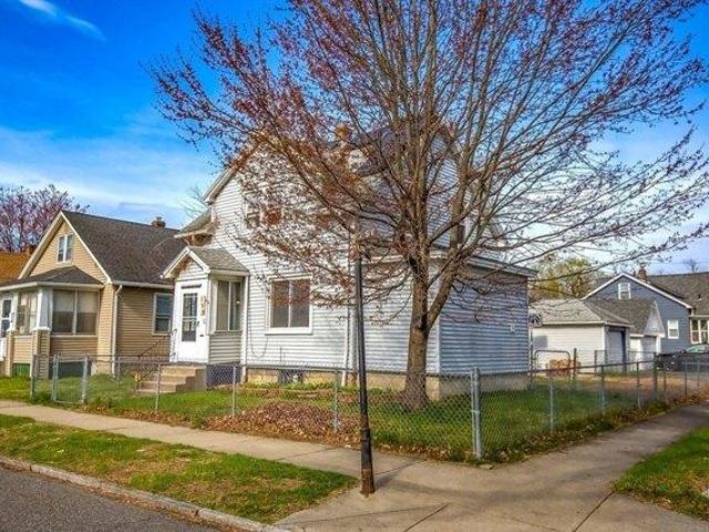 3 bedroom, Springfield MA 01104 101749622