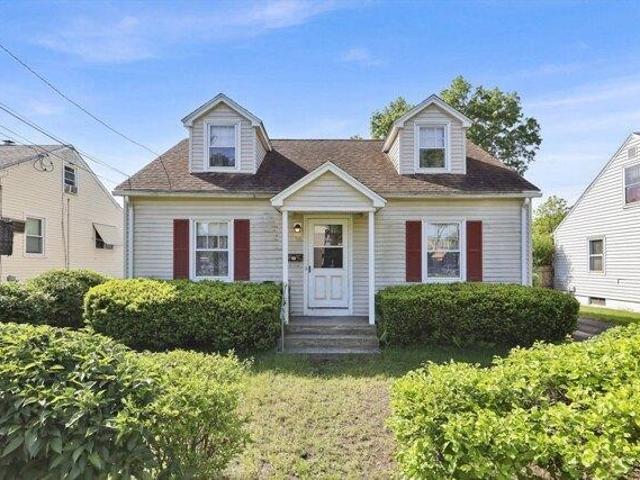 3 bedroom, Springfield MA 01104 LS102922814