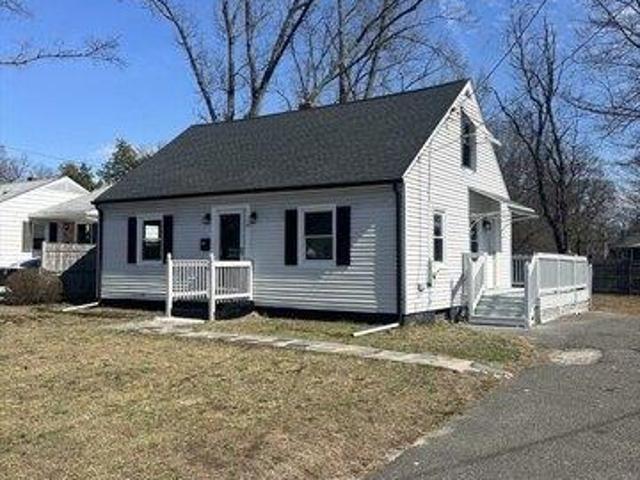 3 bedroom, Springfield MA 01104 LS102089405