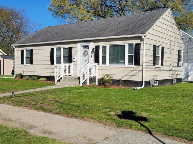 3 bedroom, Springfield MA 01107 104477109