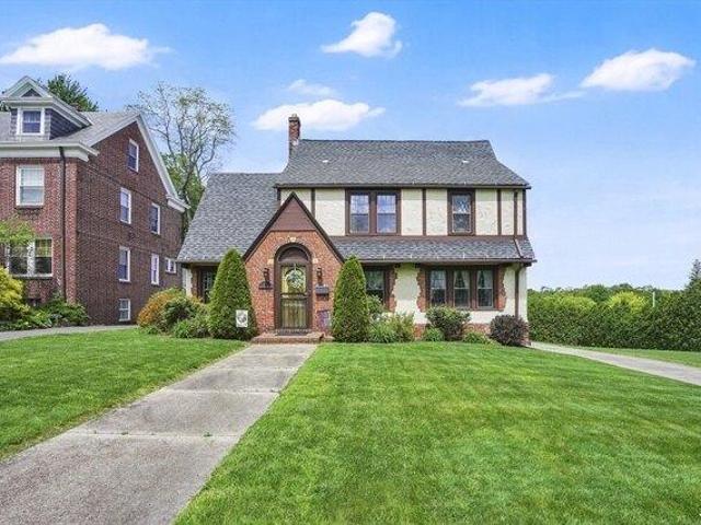 3 bedroom, Springfield MA 01108 105041830