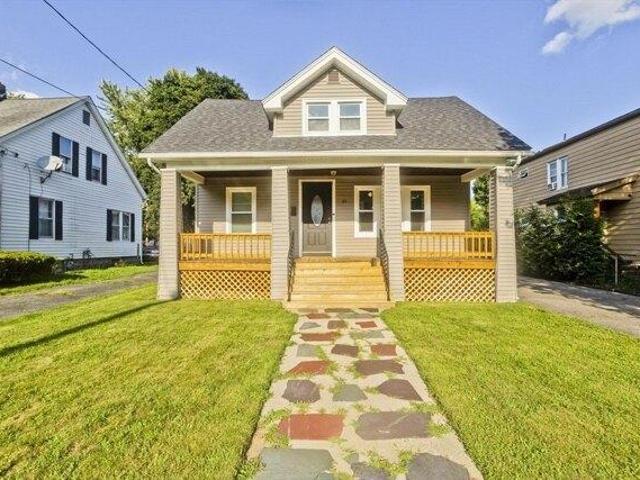 3 bedroom, Springfield MA 01108 105093709