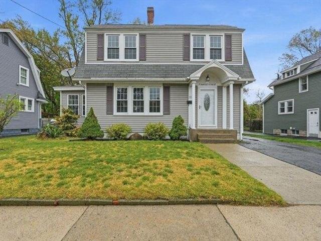 3 bedroom, Springfield MA 01108 102344426