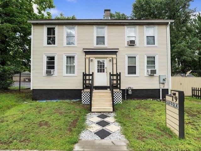 3 bedroom, Springfield MA 01109 104715711