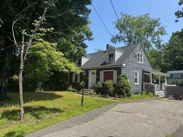 3 bedroom, Springfield MA 01109 104848696