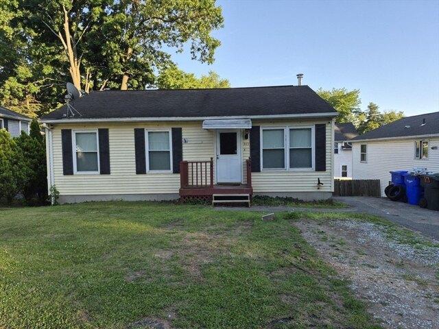 3 bedroom, Springfield MA 01109 104994851