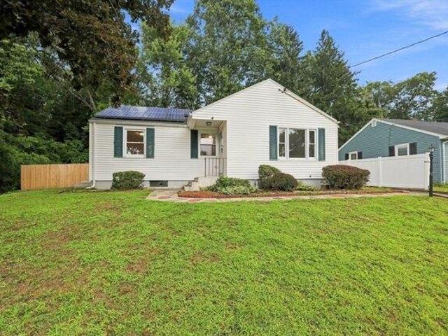3 bedroom, Springfield MA 01109 105083098