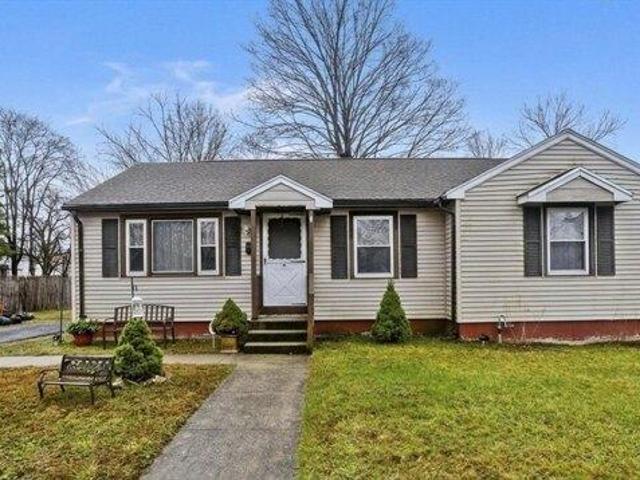 3 bedroom, Springfield MA 01109 LS102708148