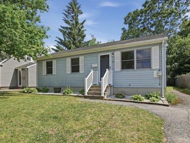 3 bedroom, Springfield MA 01118 104007511