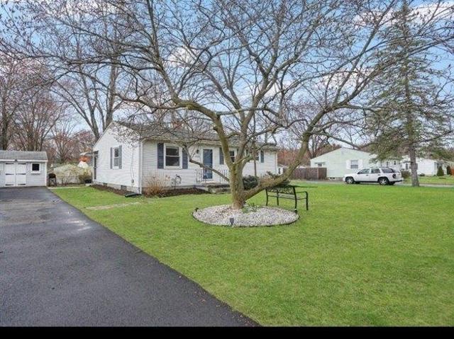 3 bedroom, Springfield MA 01118 102565534