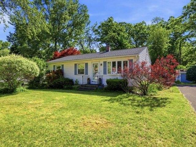 3 bedroom, Springfield MA 01118 102860252