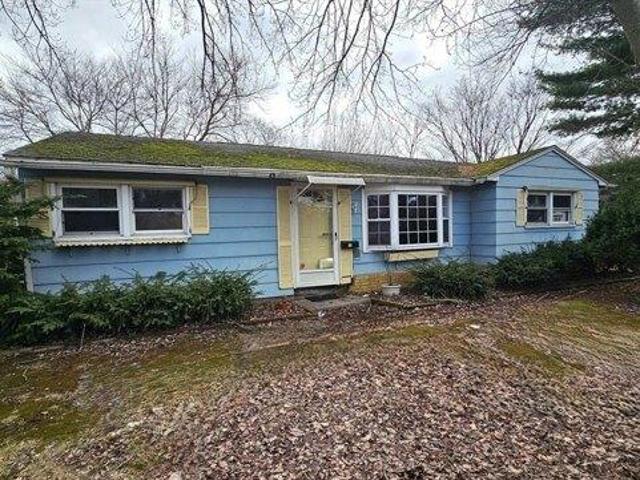 3 bedroom, Springfield MA 01118 103161749